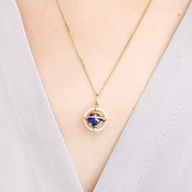 World Map Charm | Uno.London | UNO.LONDON